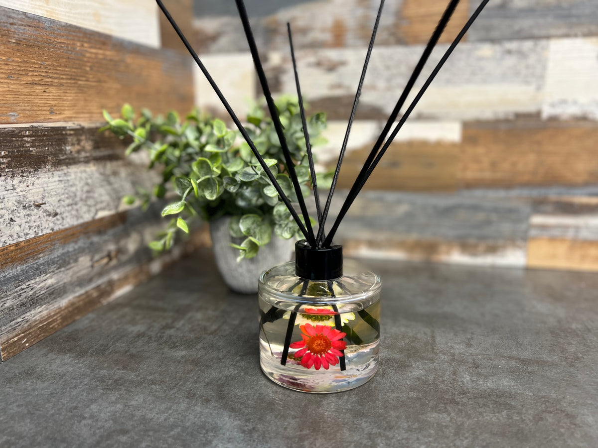 What Are Reed Diffusers? – Sugar's Wax N Wicks